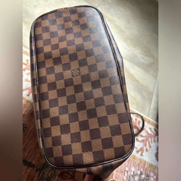 Louis Vuitton | Bags | Authentic Lv Bag 0 Real Outsid Condition ...
